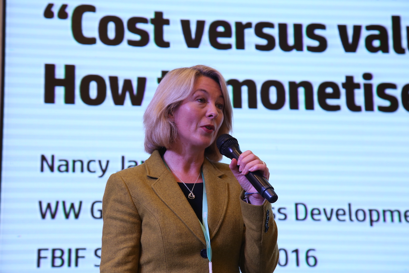 惠普Nancy Janes：“价格与价值”数字印刷价值落地 | FBIF2016食品饮料创新论坛 - FoodTalks