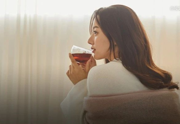 一点点推出新品：茶冻草莓红茶和QQ美莓奶茶-FoodTalks全球食品资讯