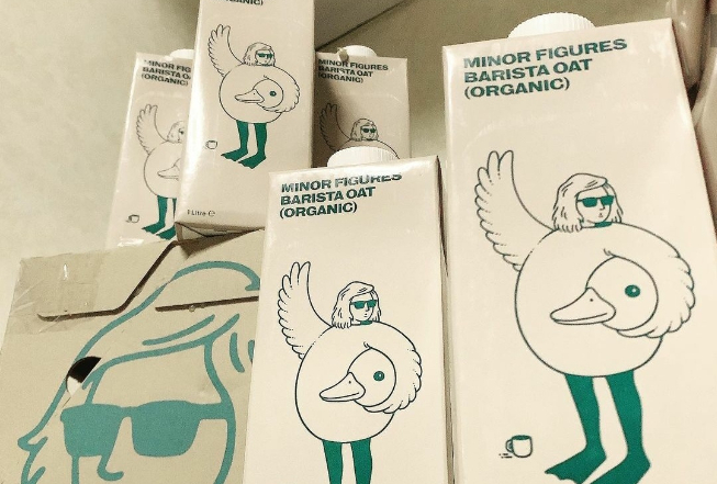 Double Win Coffee联合燕麦奶品牌Minor Figures推出夏日沁爽燕麦米露拿铁-FoodTalks全球食品资讯