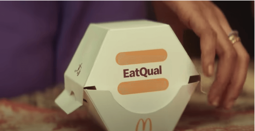 「麦当劳」无障碍包装，单手也能大口吃堡！ | 食装 - EatQual -FoodTalks全球食品资讯