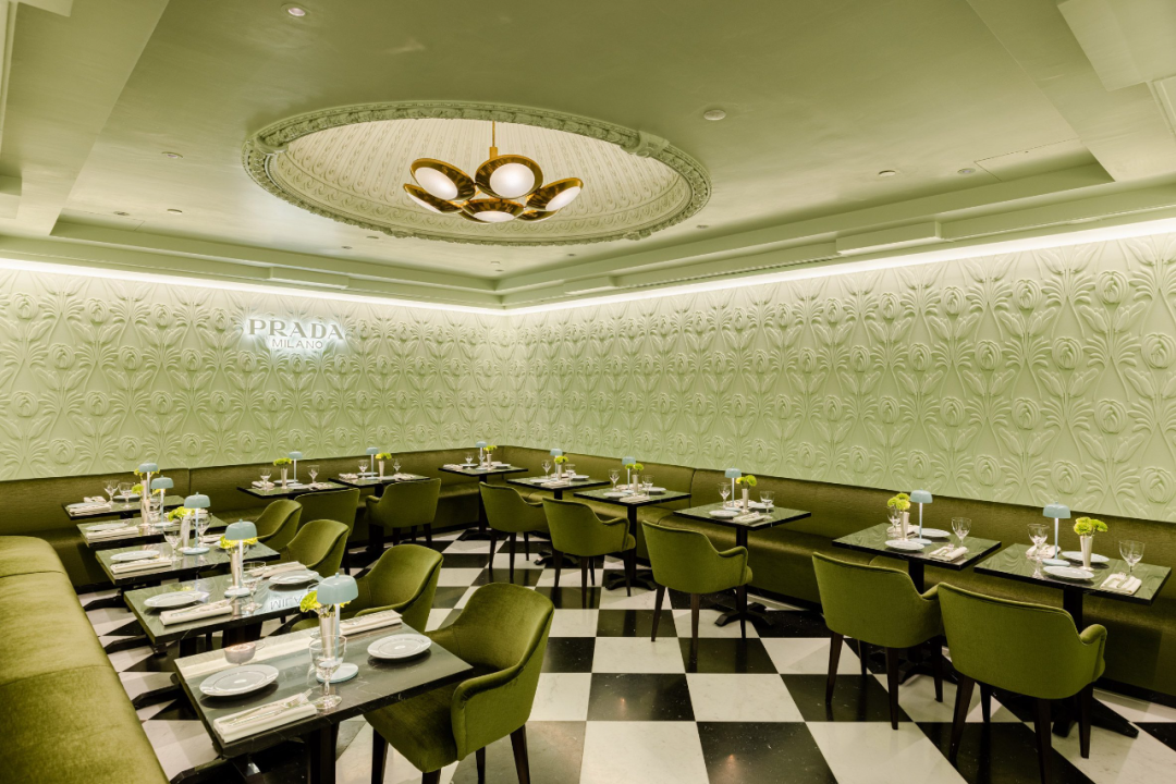 Prada新开快闪咖啡店，这个「薄荷绿」很高级-FoodTalks