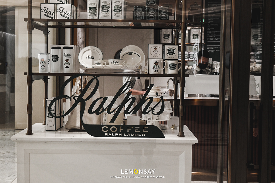 50年历史的老裁缝，开了咖啡店？！-FoodTalks全球食品资讯