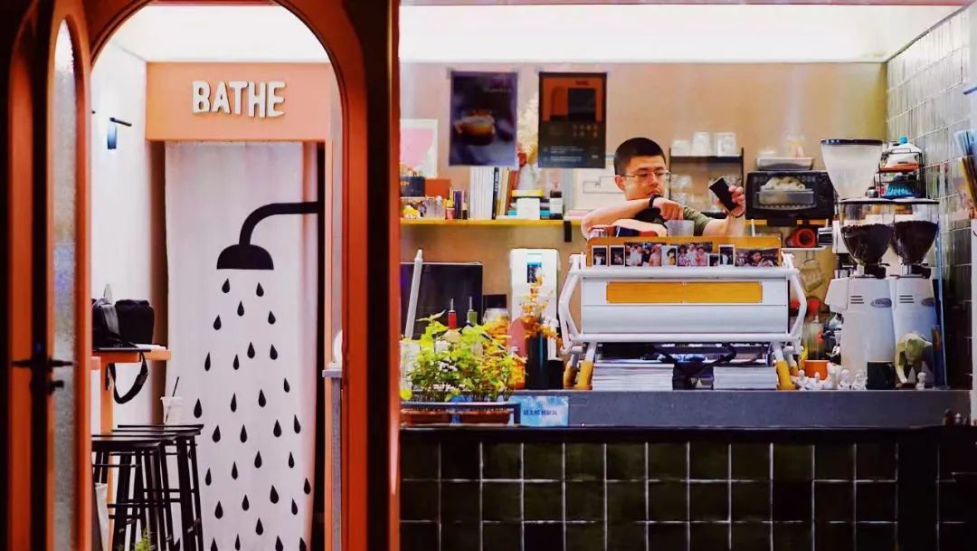 星巴克新看上的植物奶品类，“圣果”扁桃仁是如何展露锋芒的？-FoodTalks全球食品资讯