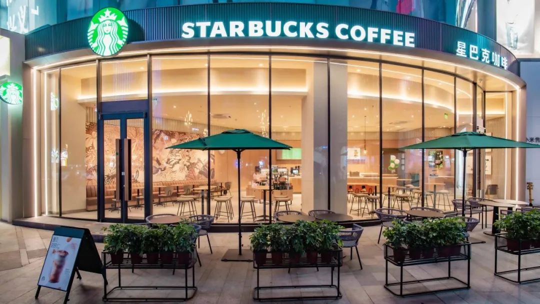 Starbucks Successfully Enters China: From Adaptation to Take-Off Cross ...