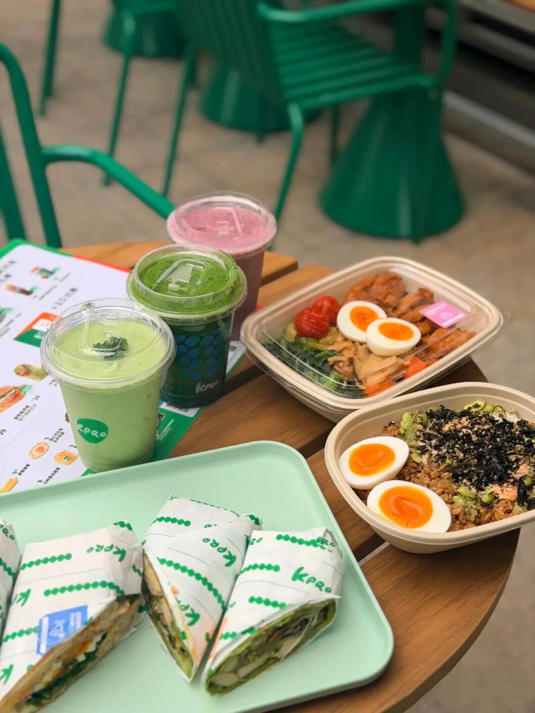 肯德基的「疯狂星期四」为什么能一直“疯狂”？-FoodTalks全球食品资讯