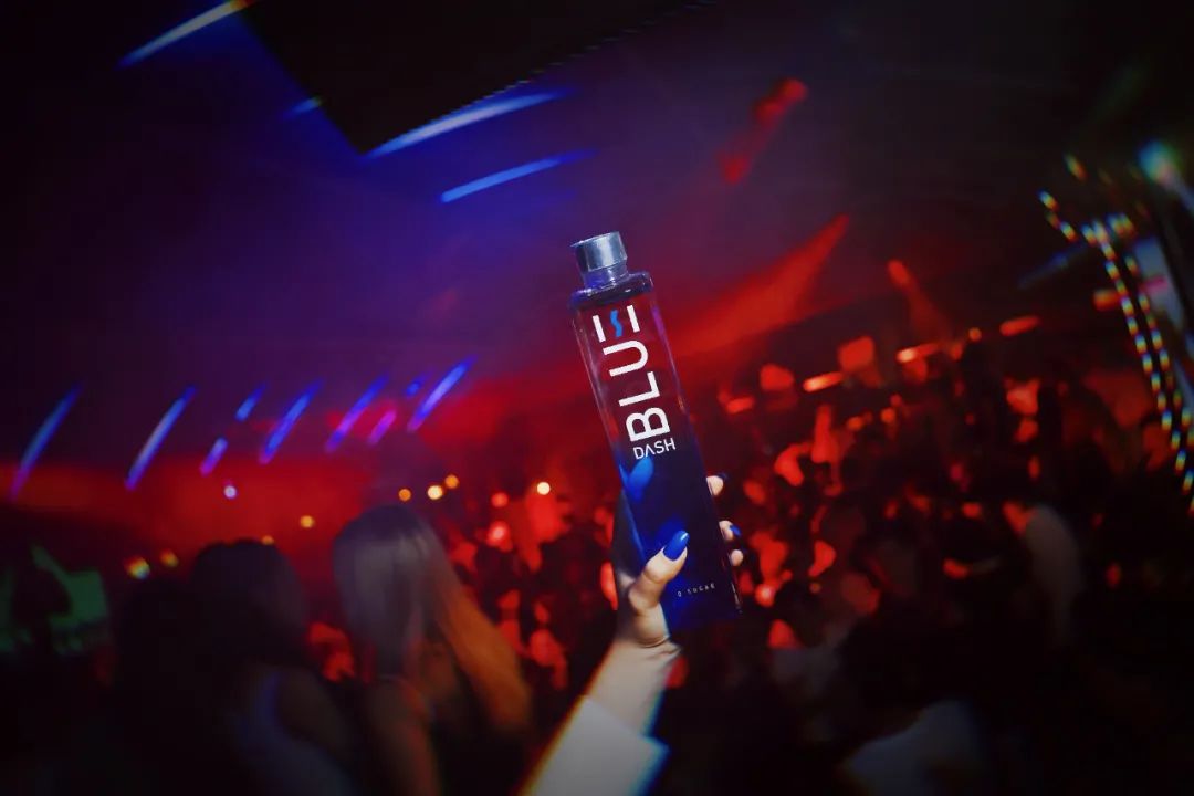 主打零糖直饮，酒类新物种Blue Dash如何成为夜生活新宠-FoodTalks全球食品资讯