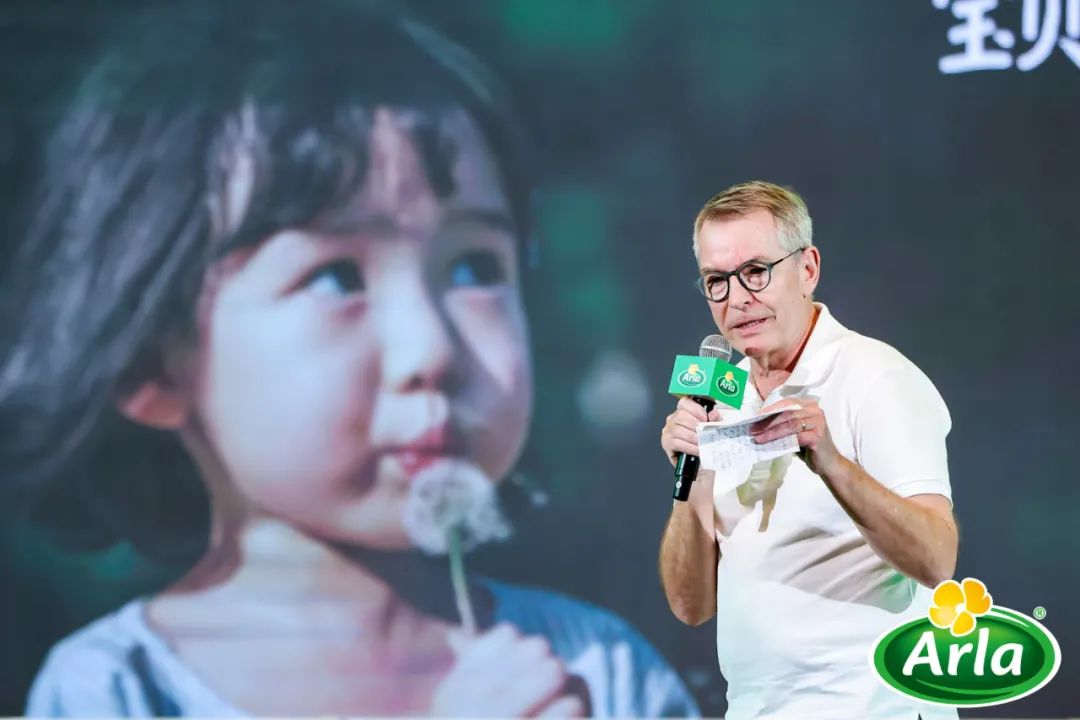 Arla阿尔乐在华新帅“首秀”！敲定奶粉增长新目标，还要携手山姆-FoodTalks全球食品资讯