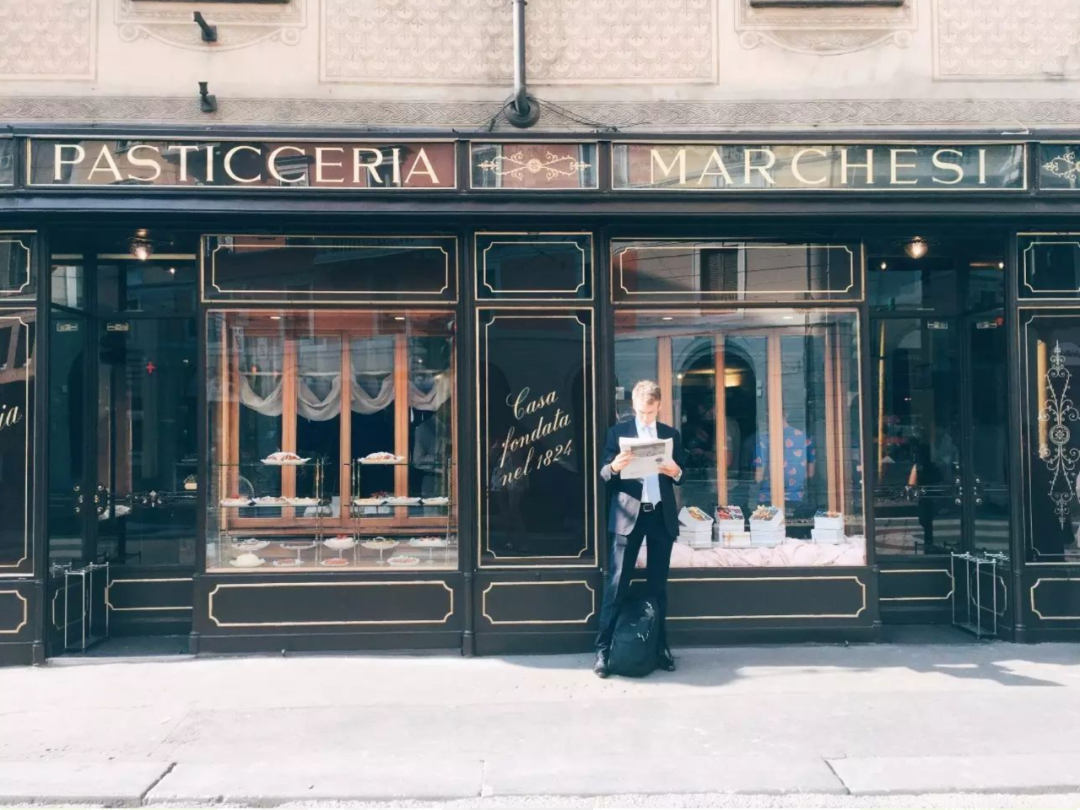 Prada新开快闪咖啡店，这个「薄荷绿」很高级-FoodTalks