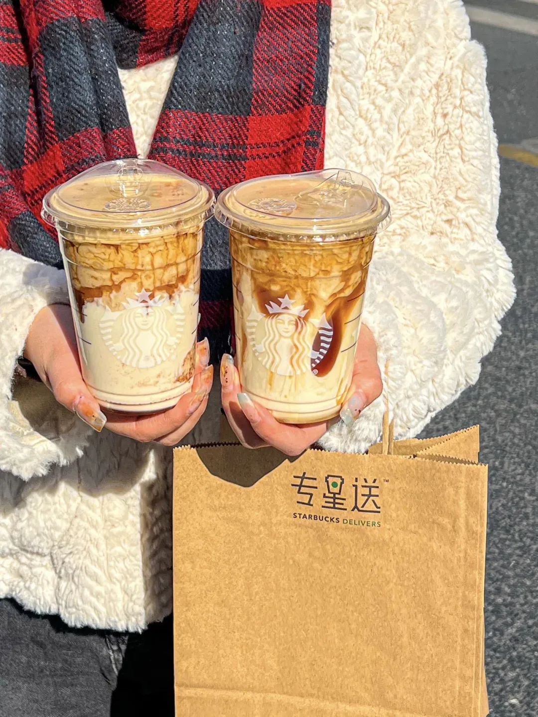 星巴克首次ip动画联名！时空系列“流冻拿铁”上线 Foodtalks全球食品资讯