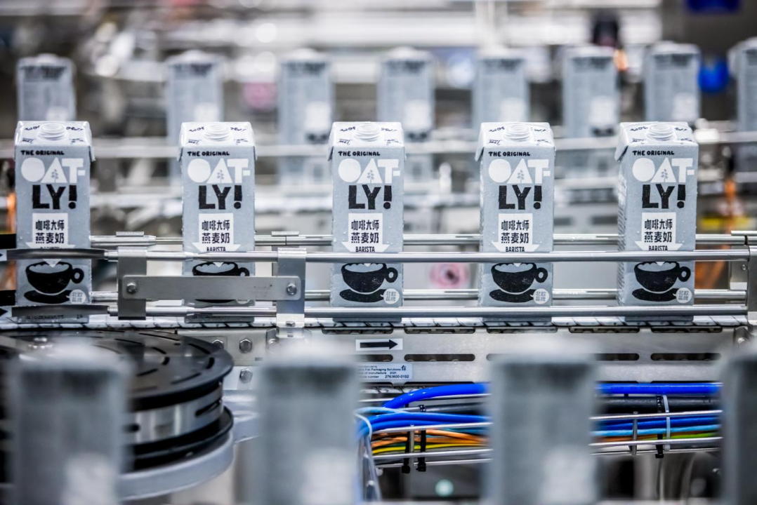 OATLY全球CEO来中国，为中国团队点了个赞-FoodTalks